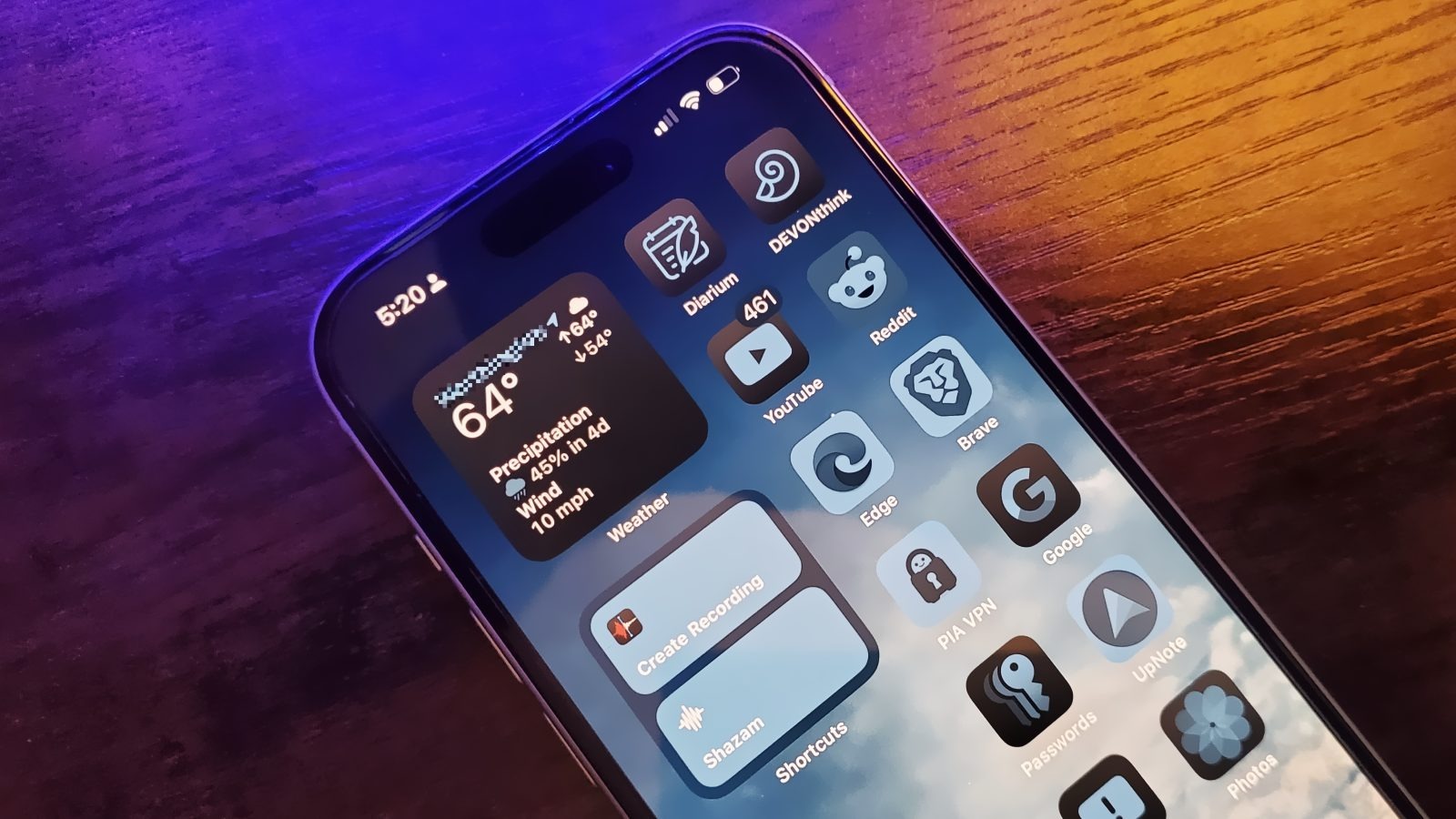 如何在 iOS 18 中启用深色和有色应用程序图标 - Wwtyrd.com
