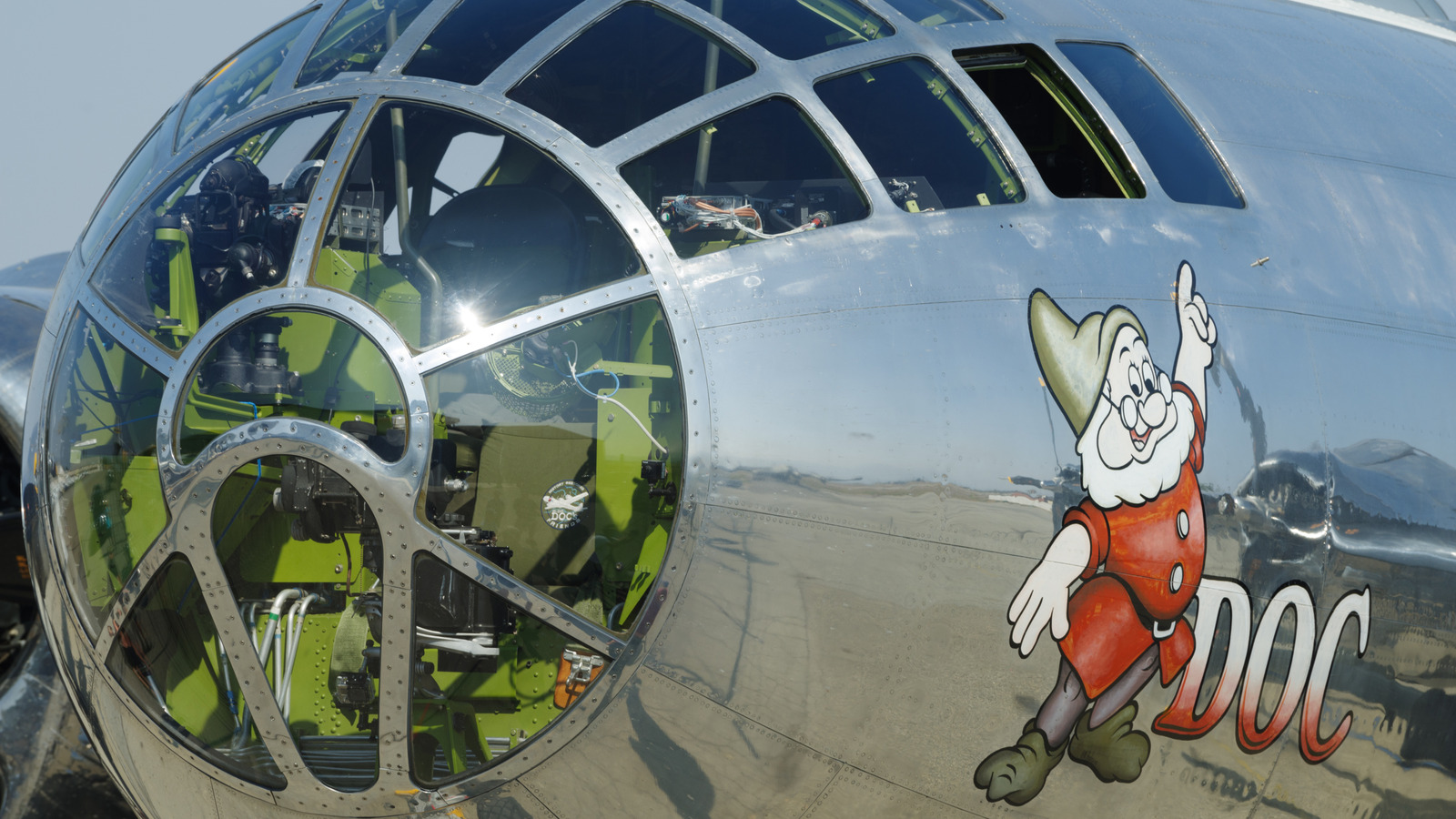 鼻子艺术：第二次世界大战的个性化彩绘平面的简短历史 - Wwtyrd.com