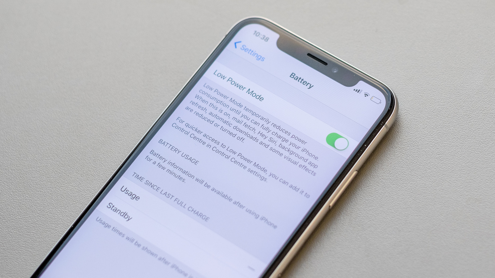 这个技巧可以让你的 iPhone 始终处于低电量模式 - Wwtyrd.com