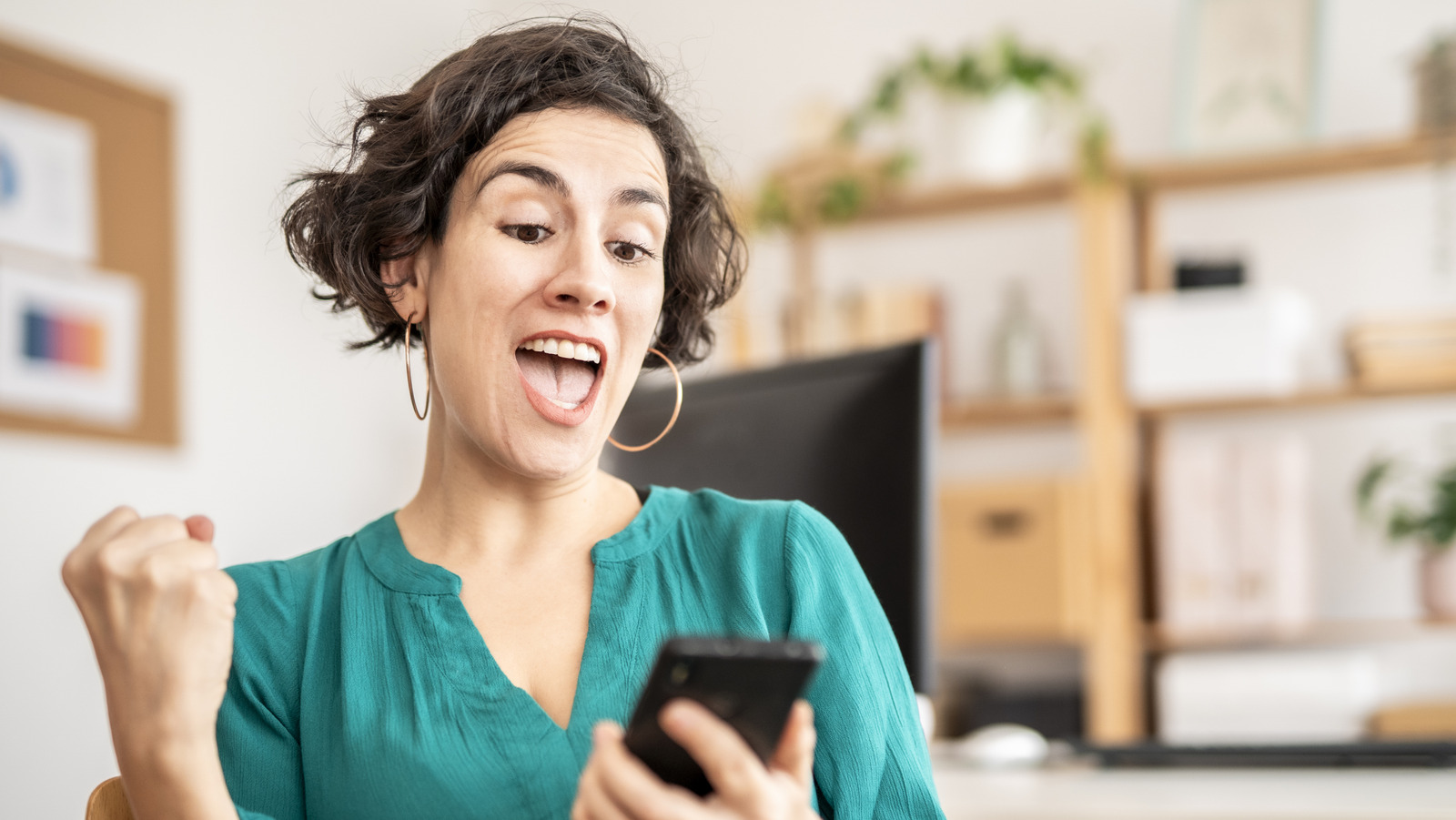 在 LinkedIn 上哪里可以找到游戏以及如何控制谁可以看到您玩的游戏 - Wwtyrd.com