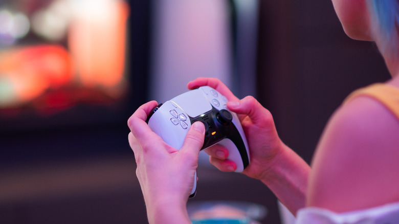 为什么你可能需要更改 PS5 上的剧透设置 - Wwtyrd.com